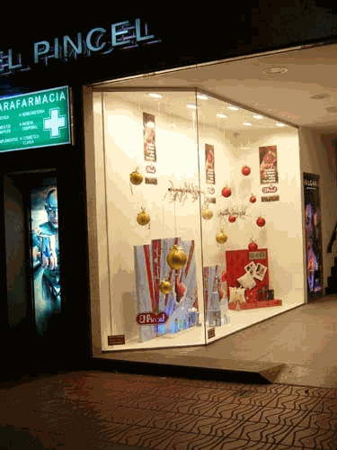 da fachada: A entrada